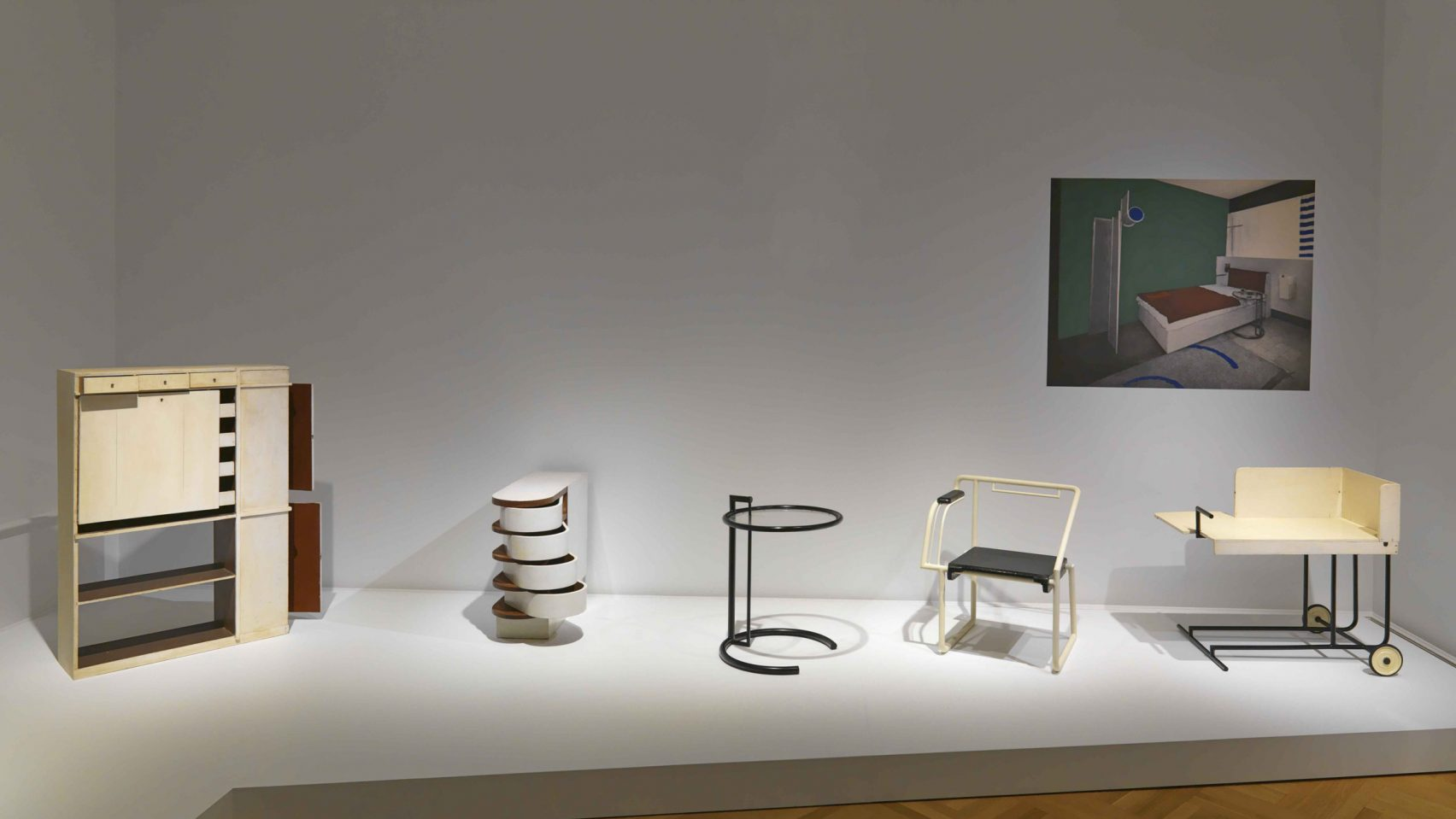 Eileen Gray: Serie de mujeres artistas – – JaZzArt en València